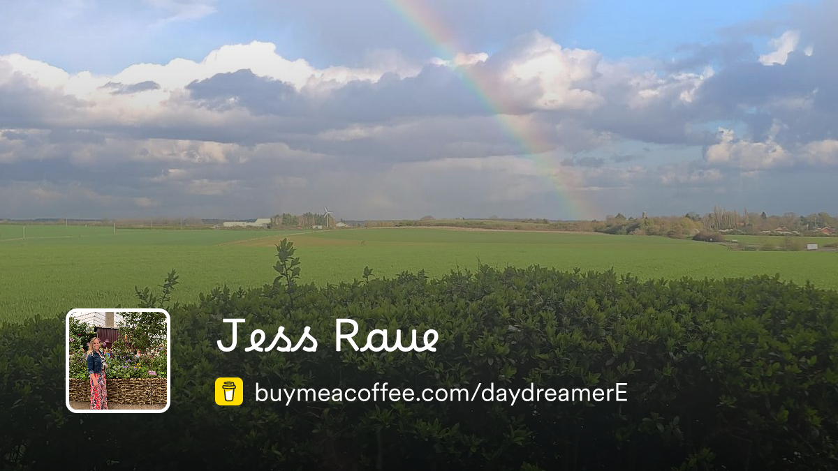 Jess Raue is the creator of Daydreamers Barn on YouTube - Buymeacoffee