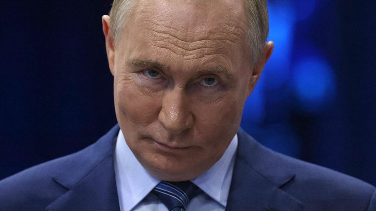 Comment Vladimir Poutine compte jouer contre Donald Trump — Eric Lecomte - Buymeacoffee