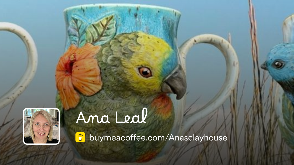 Ana Leal is a ceramics artist and loves to share her tutorial videos. - Buymeacoffee