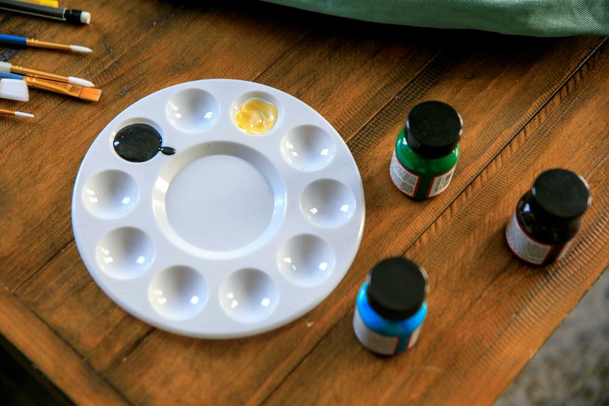 A Coffee Away from Art — Petra Rényai - Buymeacoffee