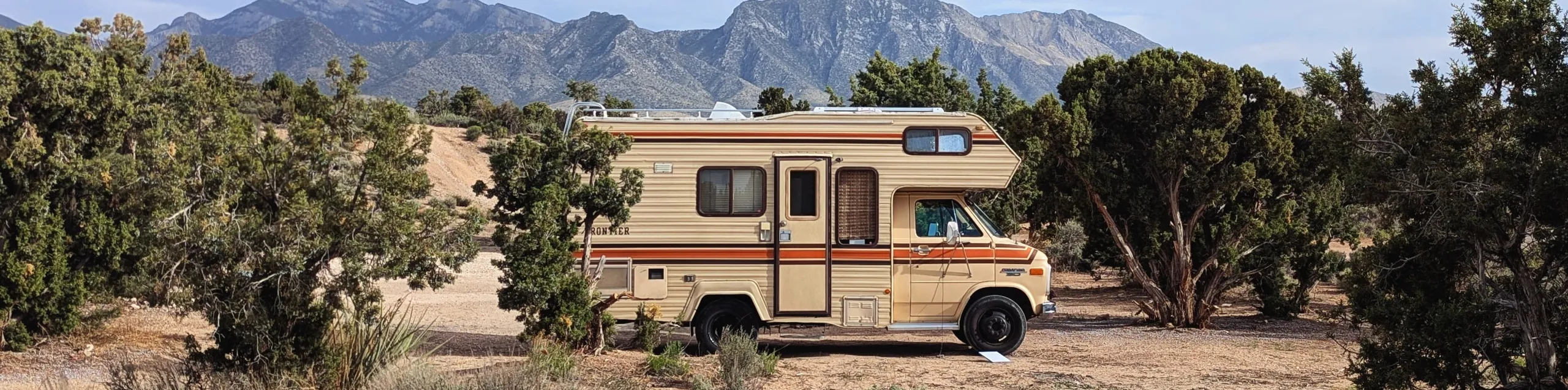Philly and Keely is creating van life videos on YT and sharing their ...
