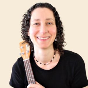 Lara Markowitz is creating awesome ukulele arrangements and tutorials