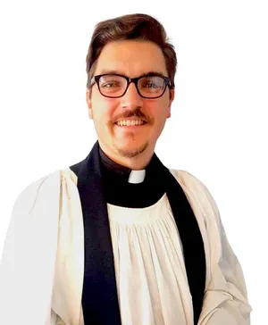 Rev Brett Murphy is An Anglican Priest who writes and vlogs about ...