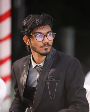 Hareesh Rajendran is I create Real Tech Videos & Music Sometimes ...