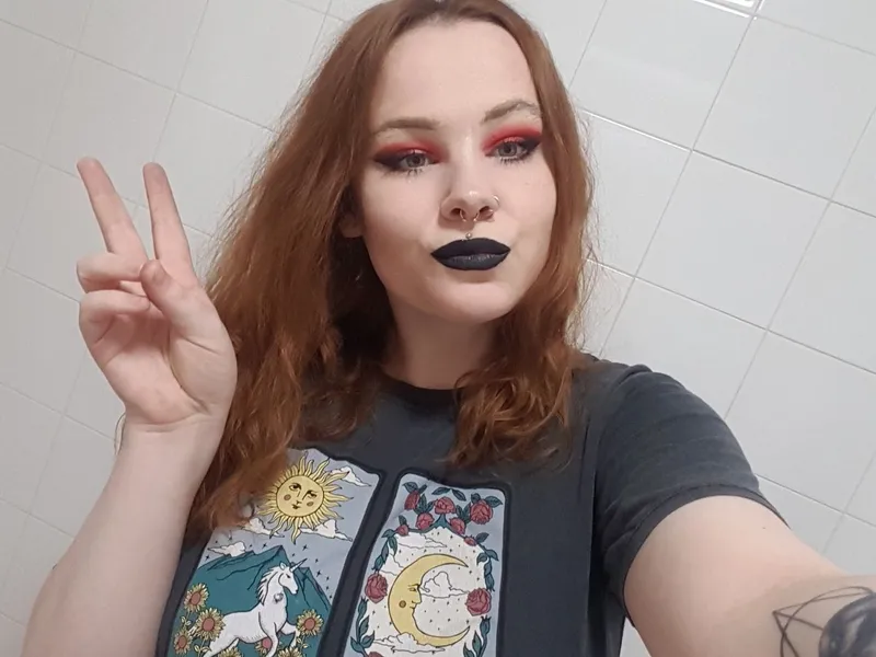 Rowan Maédhbh is creating spells, informational content & more witchy ...