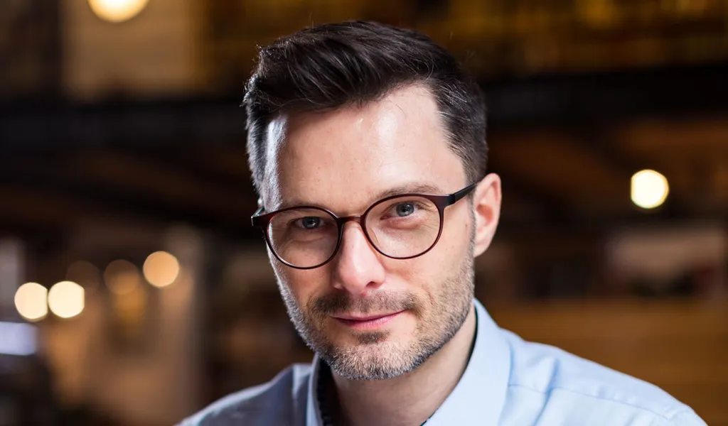 Alex MacIntosh is helping English learners speak with clarity and ...