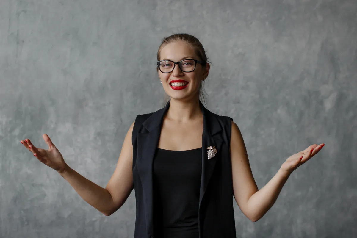 Russian Anna is creating Russian language videos to help foreigners ...