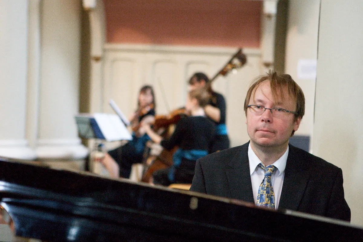Paul Ayres is is a composer, arranger, choral director and keyboard ...