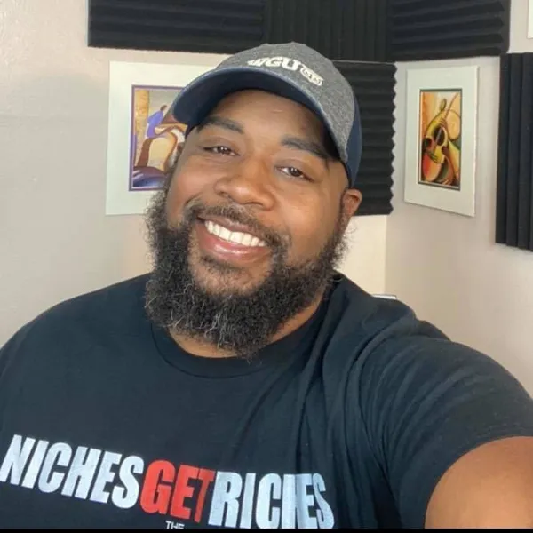 Nick Eden is Creating Content on Starting & Scaling Your T-Shirt ...