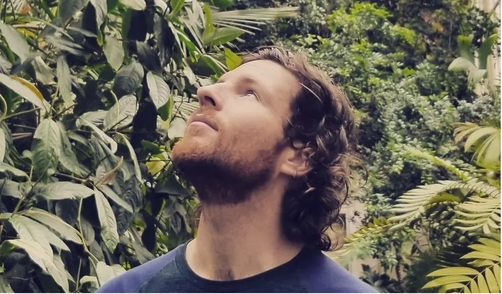 Extras | Justin Carpenter