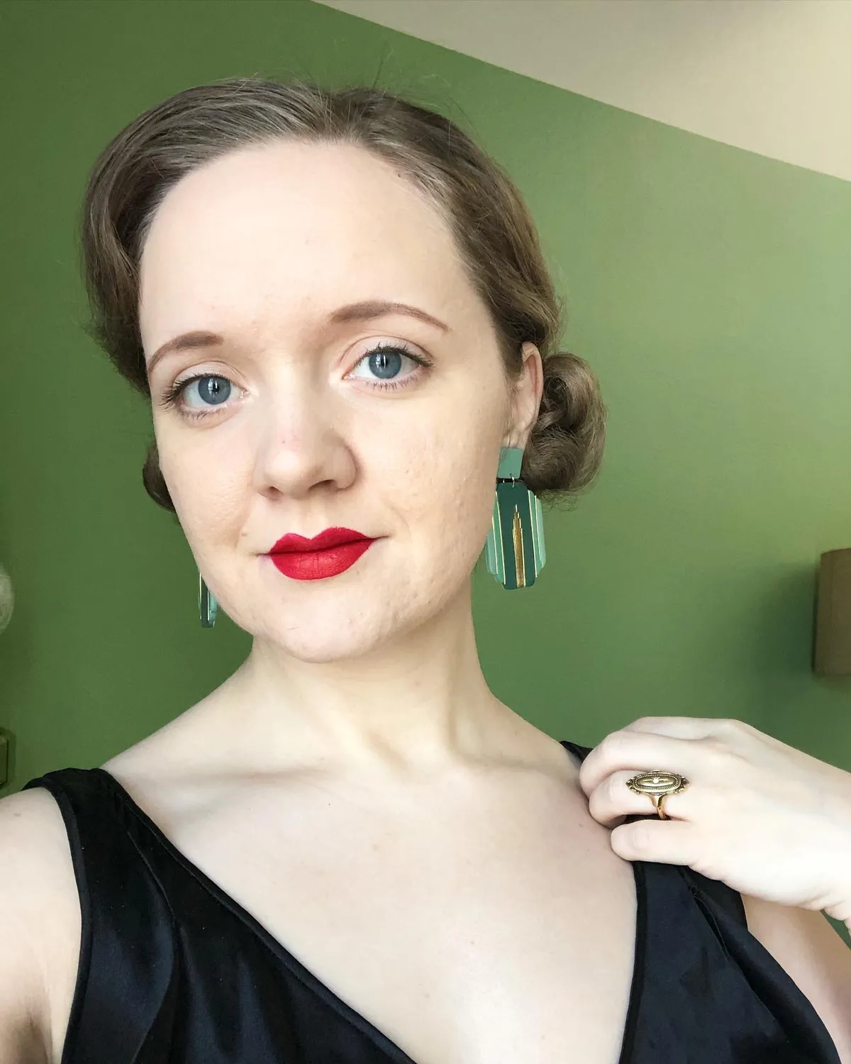 Emileigh - Flashback Summer is creating digital content about vintage ...