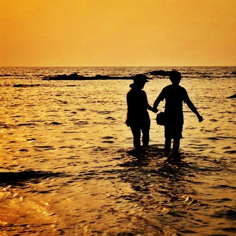 Niladri Roy is spreading knowledge through technical blog and happiness through lens