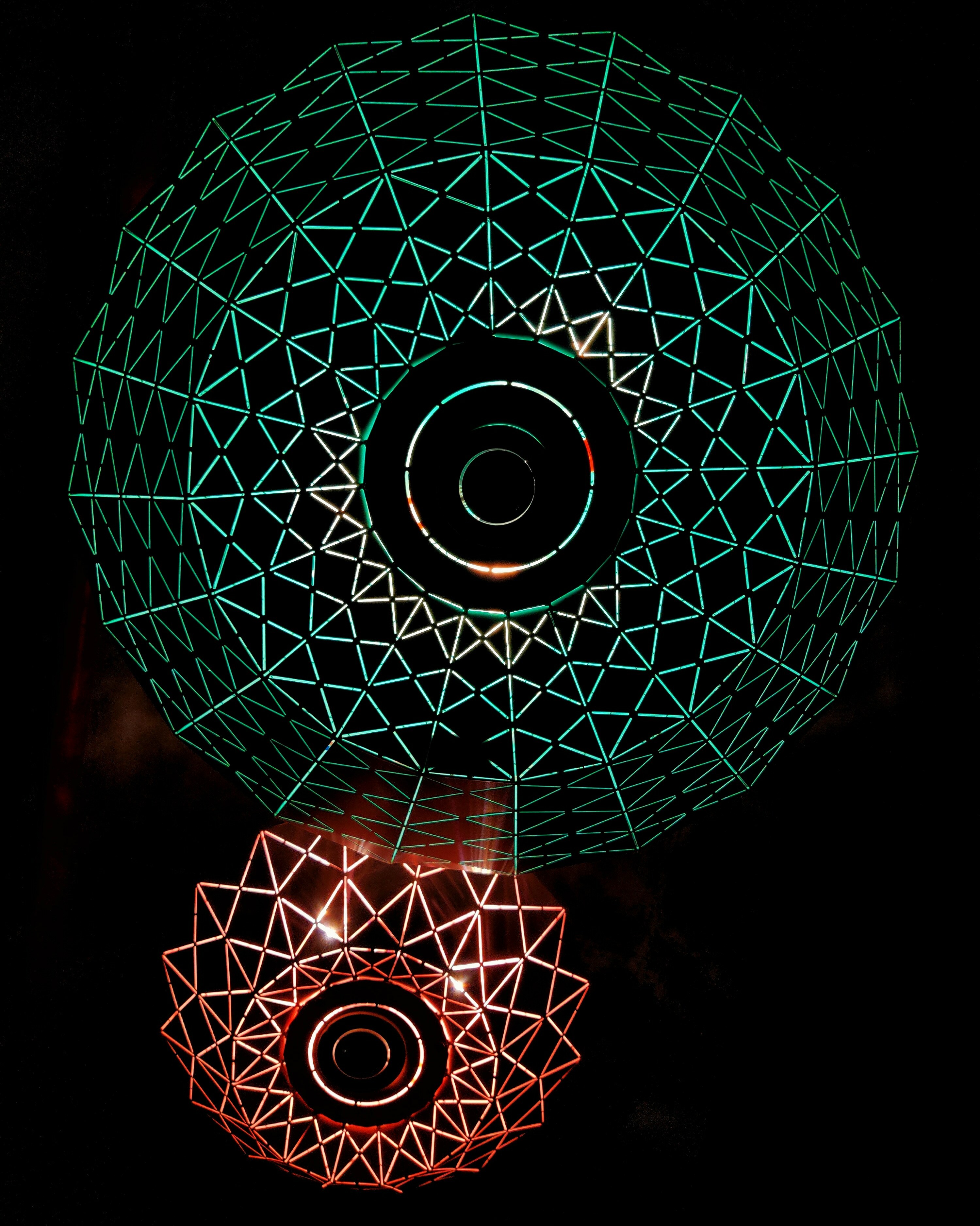 Niladri Roy is spreading knowledge through technical blog and happiness through lens