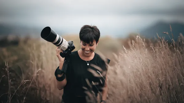 Laura BC is Creating videos about Photography, Creativity and Vlogs ...