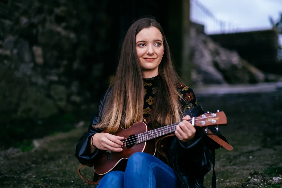 Amy pinder music is Creating an Album :)