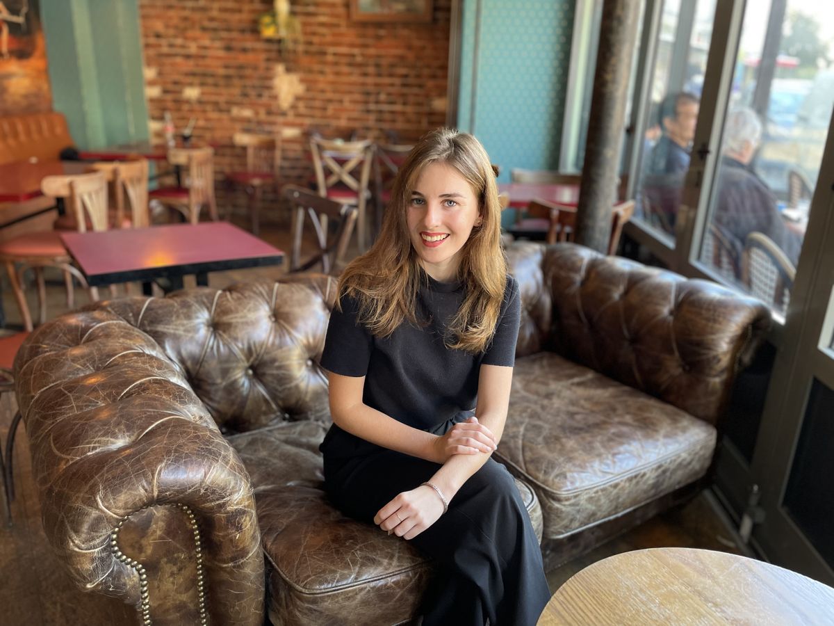 Grâce à vous — Français avec Nelly - Buymeacoffee