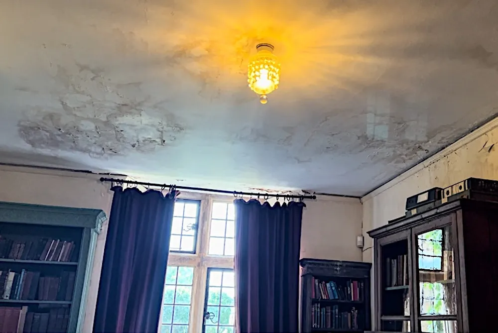 The Muniment Room — Julie Montagu, American Viscountess - Buymeacoffee