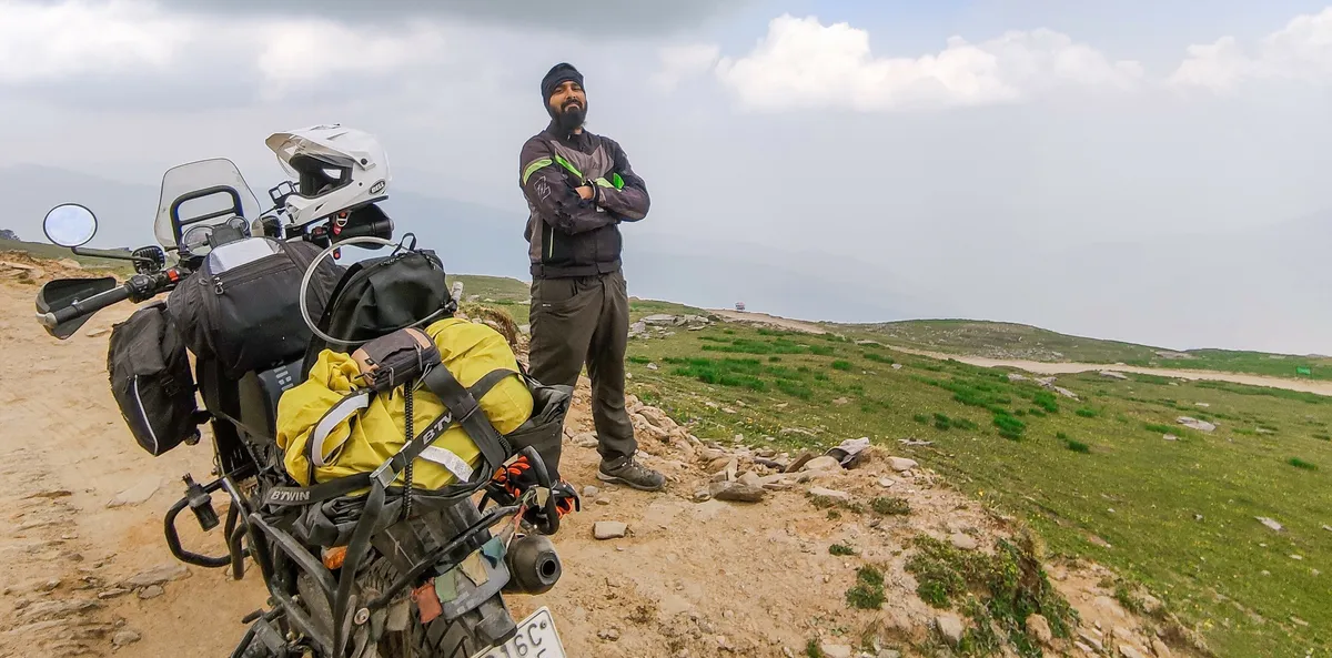 Utkarsh Sood is traveling and documenting stories through content ...