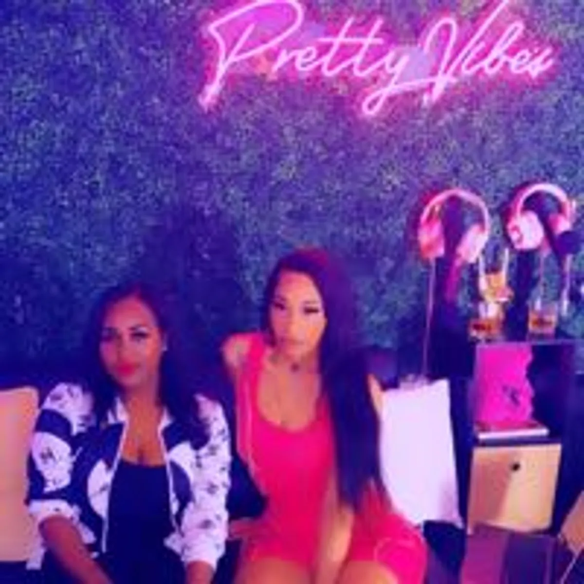 Pretty Vibes is a Podcast - Buymeacoffee