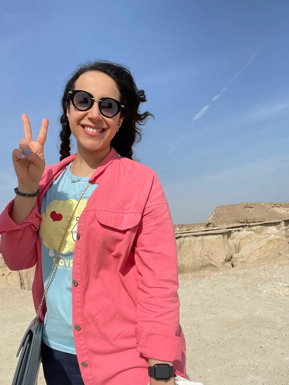 Get to know me a little — Golnoosh Mahjoob