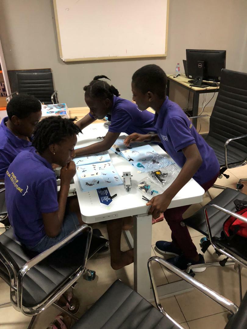 Building Minds: Kids Now Learning Lego as Part of Coding and Robotics ...