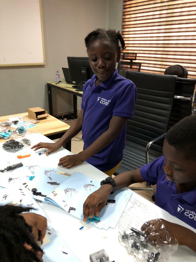 Building Minds: Kids Now Learning Lego as Part of Coding and Robotics ...
