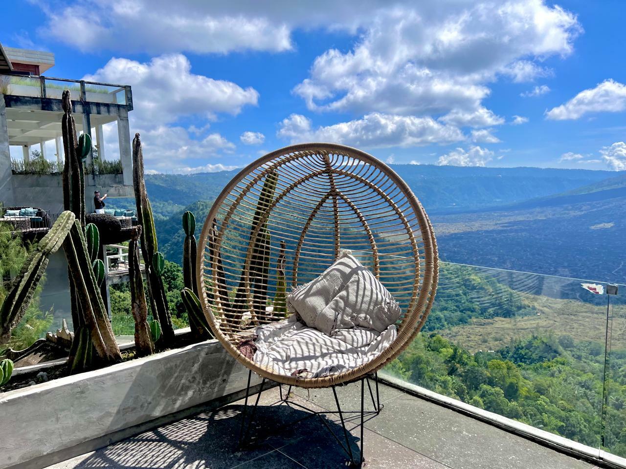 AKASA Specialty Coffee: The Viral Cafe in Kintamani Bali — YASMIN ...