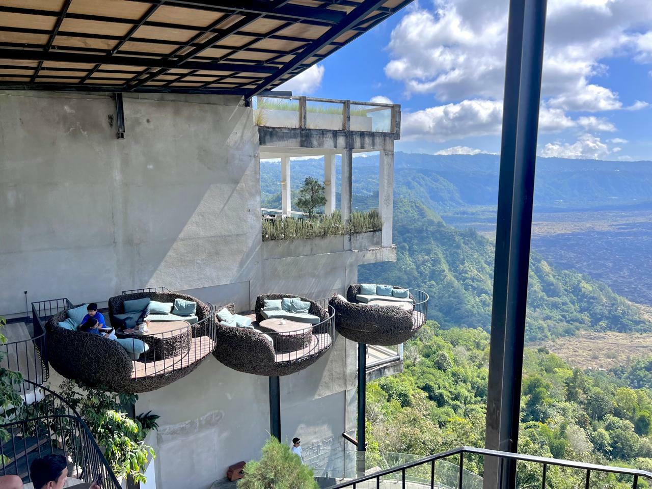 AKASA Specialty Coffee: The Viral Cafe in Kintamani Bali — YASMIN ...