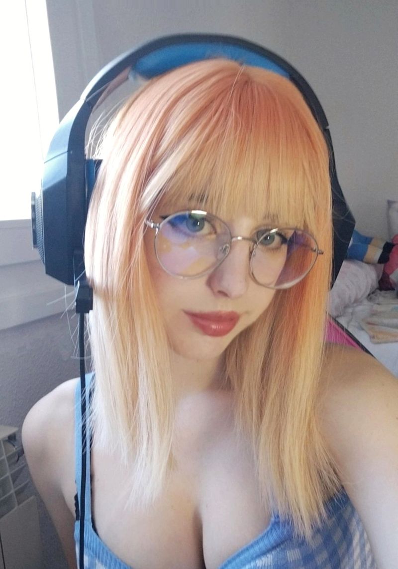 Yumi waifu is cosplay - Buymeacoffee