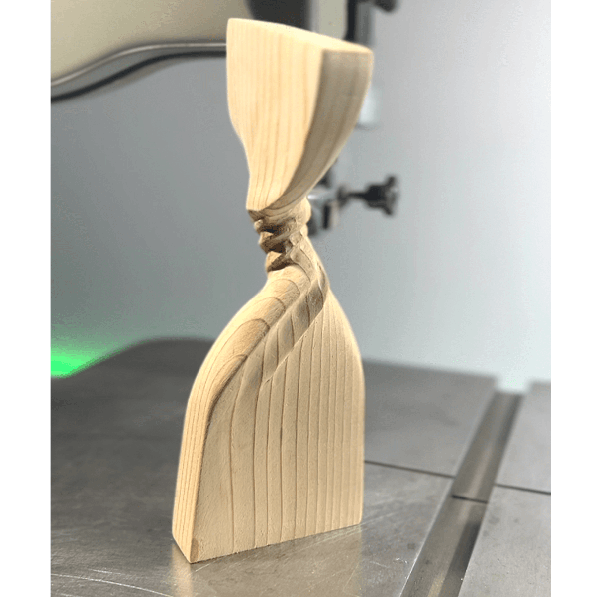 SL2018 Bandsaw Twisted Plank Plan--PDF file - Buymeacoffee